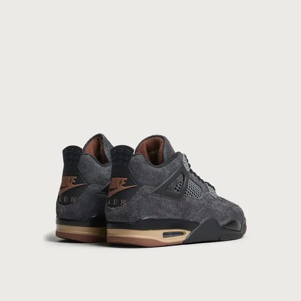 JORDAN 4 Retro Sneaker