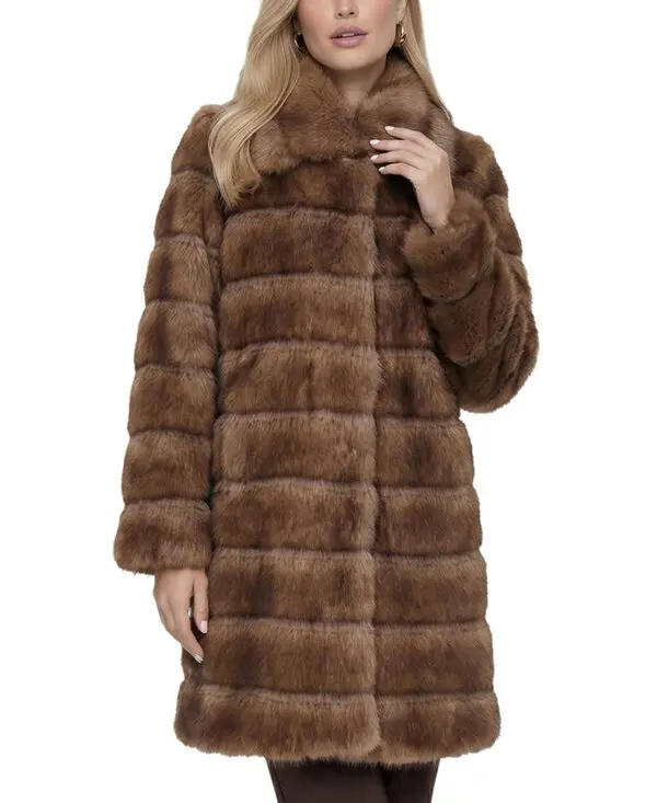 LYLA GRANT Faux Fur Sable Short Coat