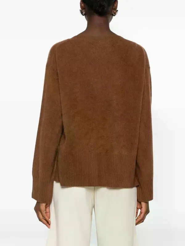 C.T.PLAGE V-neck Side-slit Sweater