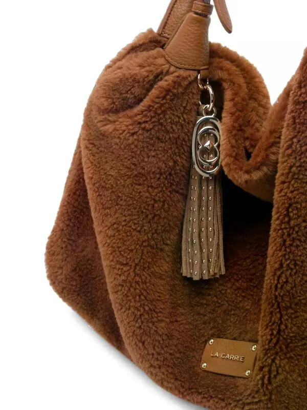 LA CARRIE Teddy Shoulder Bag