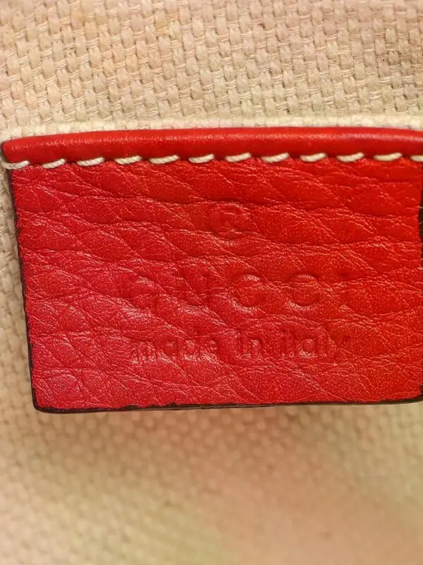 Gucci 2000-2015 Small Calfskin Soho Chain Tote Bag