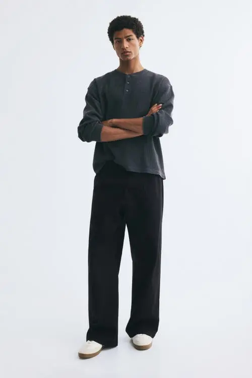 H&M Loose-fit Chinos - Black