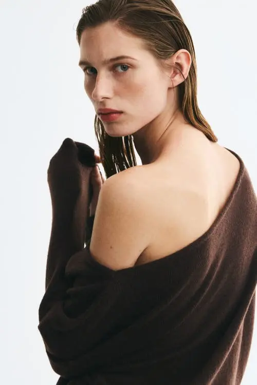 H&M Fine-knit One-shoulder Sweater - Dark Brown