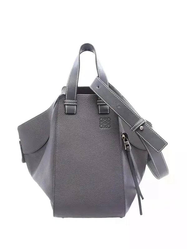 Loewe 2010-2026 Medium Leather Hammock Satchel