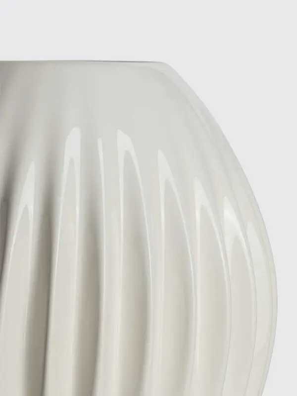 POLTRONA FRAU Vases Lifestyle - White