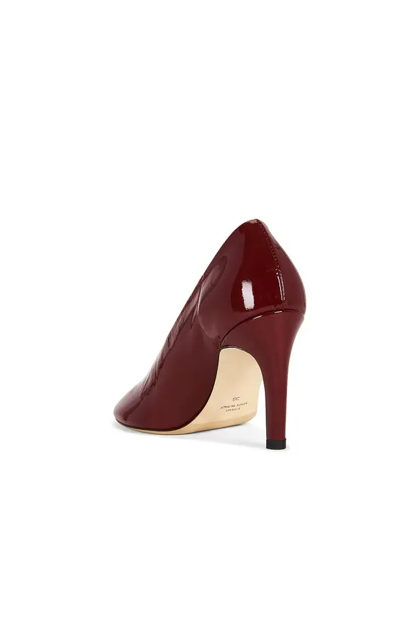 TOTEME Slip Naplack Pump In Red