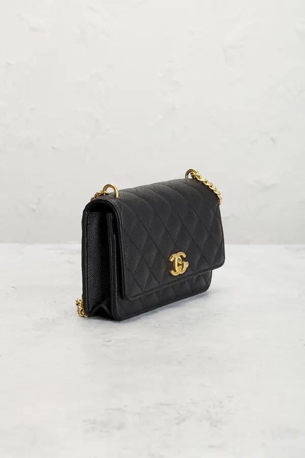 Chanel Caviar Sweet Heart Wallet On Chain