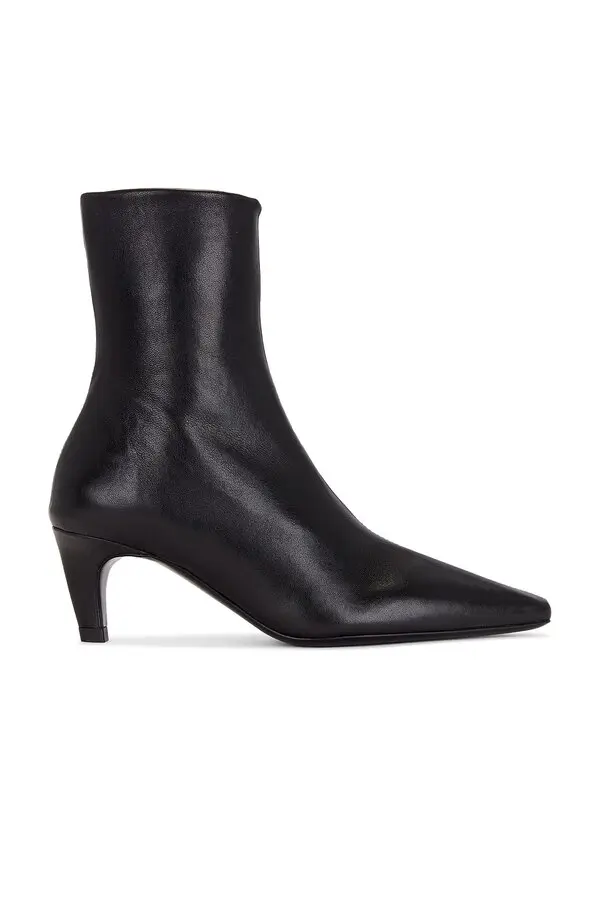 JUDE Cave Ankle Boot - Black