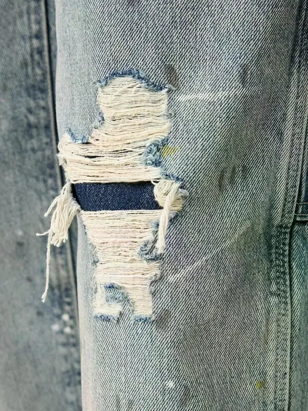 LEVI'S 568 Distressed Carpenter Jeans