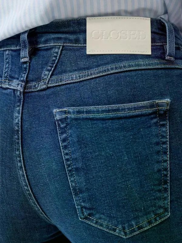Closed Jovanna Jeans