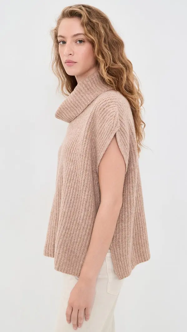 Splendid X @cellajaneblog Sweater