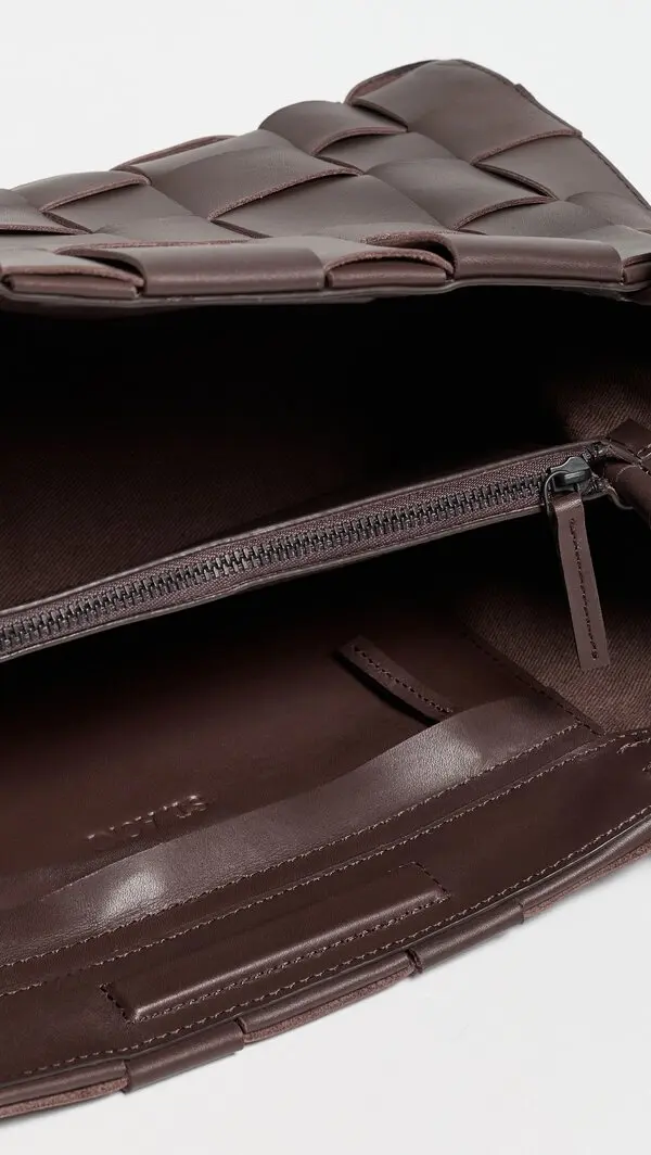 ST. AGNI Slim Woven Tote