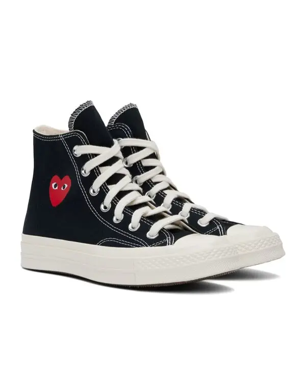 Play Comme Des Garcon Round Toe Lace-up Sneakers