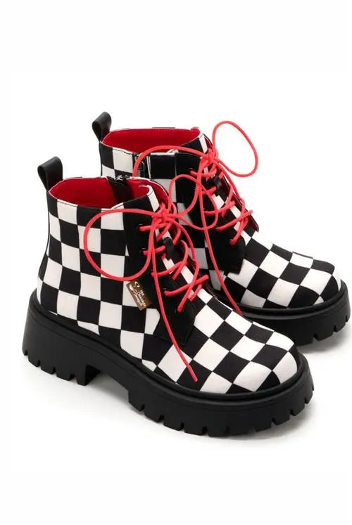 Hot Chocolate Design Chunky Platform Boots - Checkmate