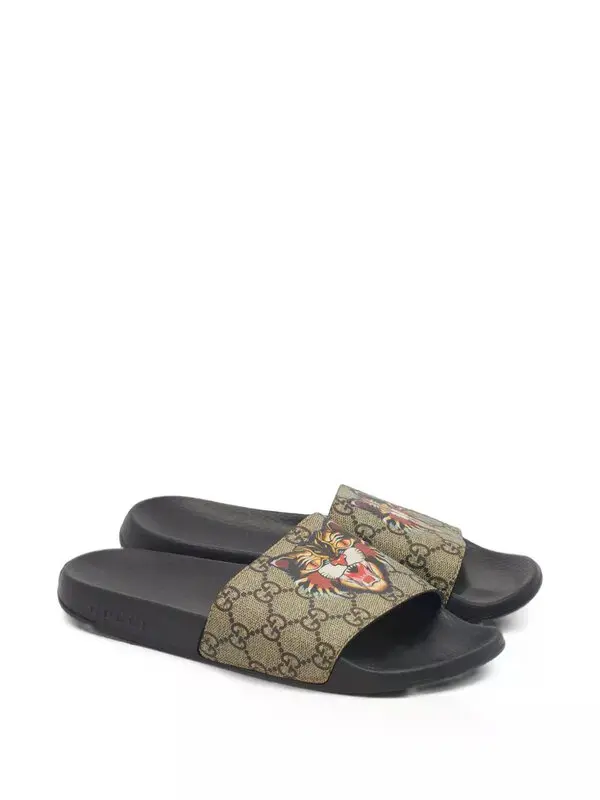 Gucci Gg Supreme Slides
