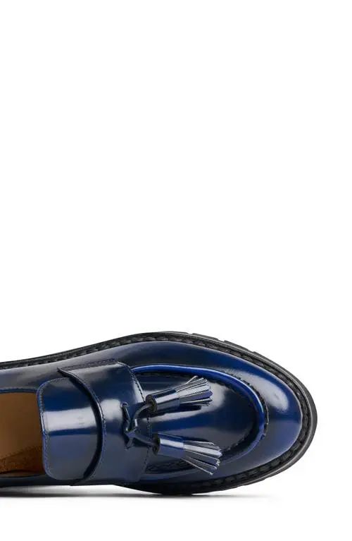 THE OFFICE OF US Ms. Kelly Lug Sole Loafer