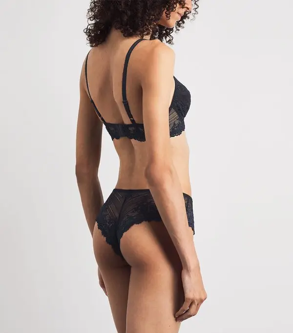 Wacoal Embrace Lace Underwired Bra