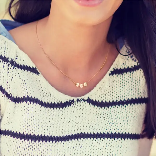 Jewlr Engravable Initial 4 Disc Pendant