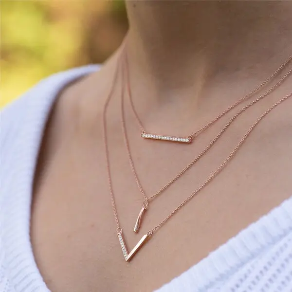 Jewlr Horizontal Bar Necklace With Gemstones