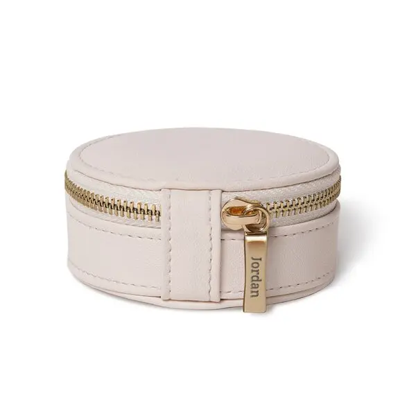 Jewlr Engravable Round Jewelry Travel Case In Cream