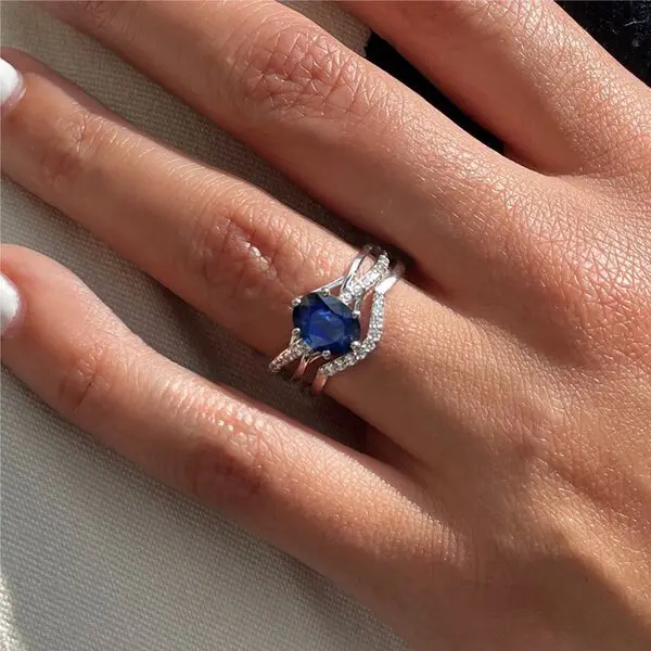 Jewlr Oval Cut Gemstone Ring With Twisted Band And Accents