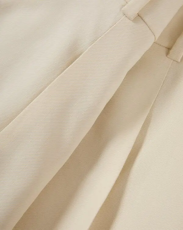 Veronica Beard Craig Pleated Short - Ecru