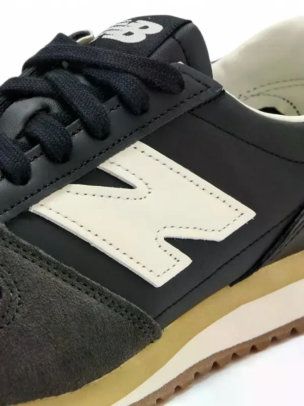 NEW BALANCE 471 Sneakers - Black