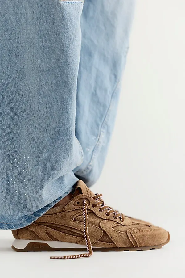 Ash Kasar Sneakers