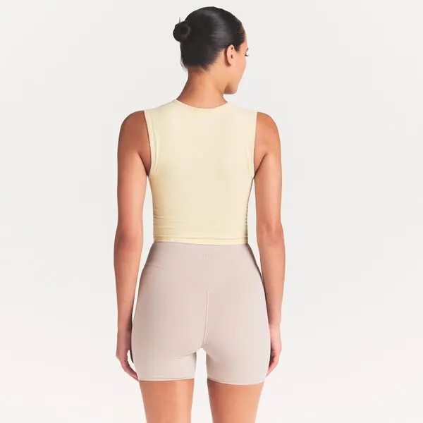 SKIMS Muscle Tank Top | Yellow | | Nike Ribbed Seamless