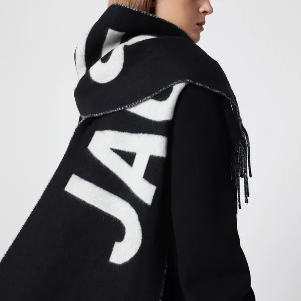 Jacquemus Wool Scarf With Logo - Black