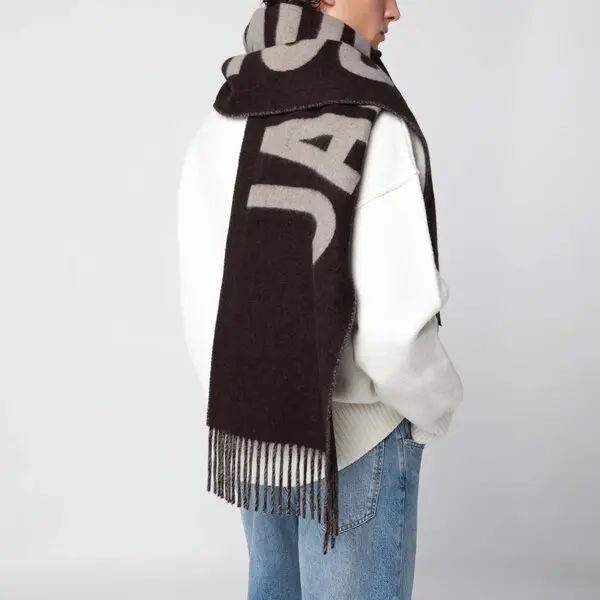 Jacquemus Dark Wool Scarf With Logo - Brown