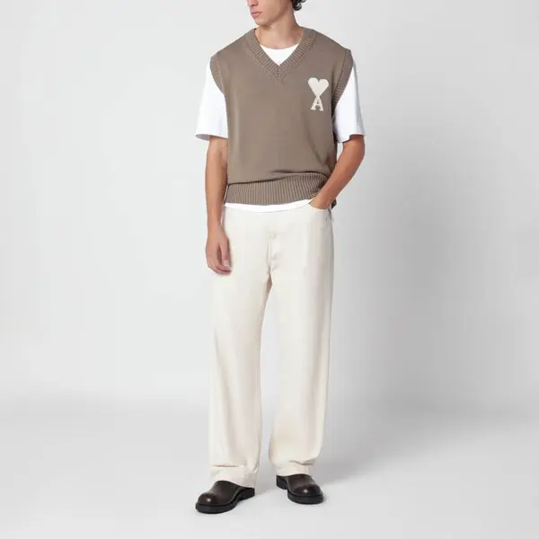AMI Paris De Coeur Vest In / Ecru