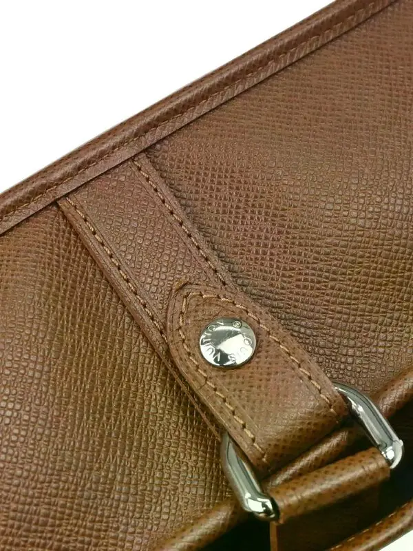 LOUIS VUITTON 2009 Taiga Andrei Shoulder Bag