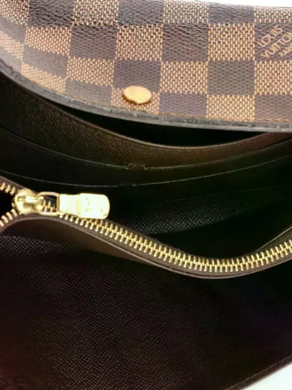 LOUIS VUITTON Sarah Wallet Damier Small Wallets