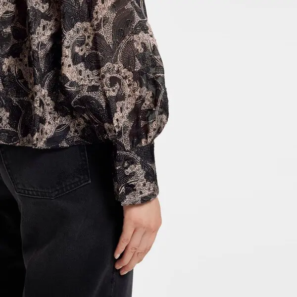 Hugo Boss Elegant Long-sleeve Shirt