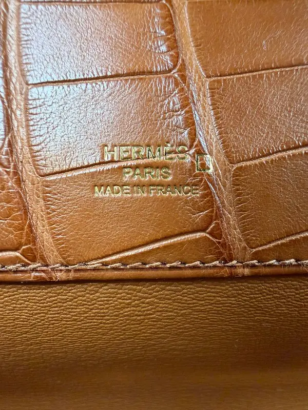 Hermès Kelly Gold Matte Alligator Gold Hardware