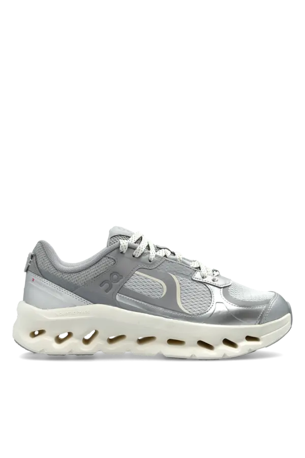 On Cloudtilt Arc Athletic Shoes