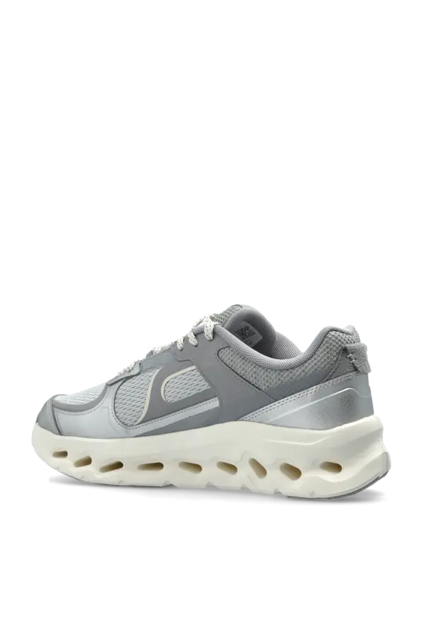 On Cloudtilt Arc Athletic Shoes