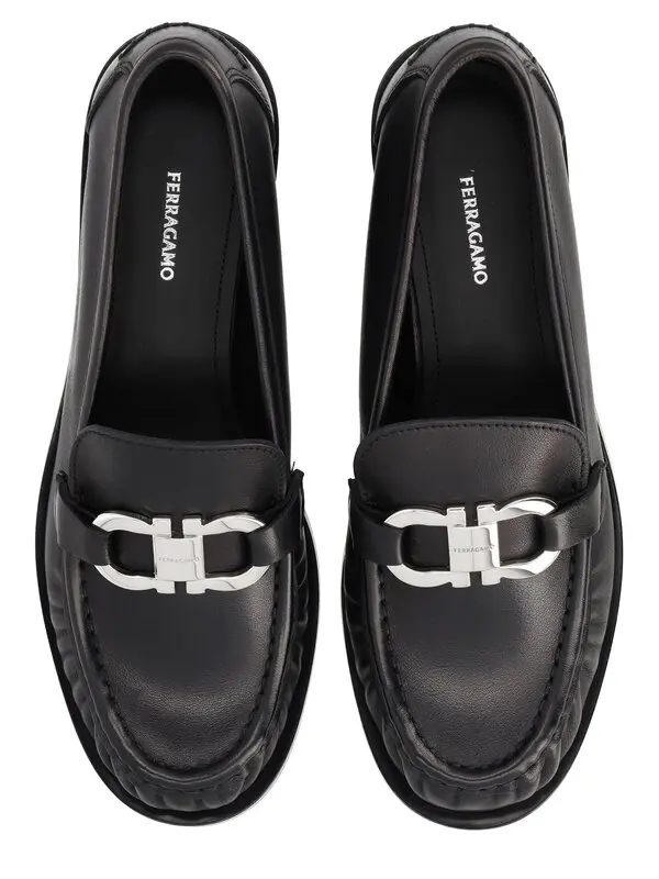 FERRAGAMO Mocassino Con Dettaglio "gancini