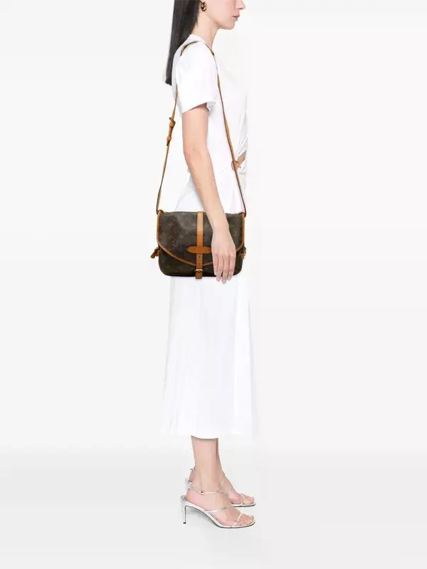 LOUIS VUITTON 1992 Monogram Saumur 30 Crossbody Bag