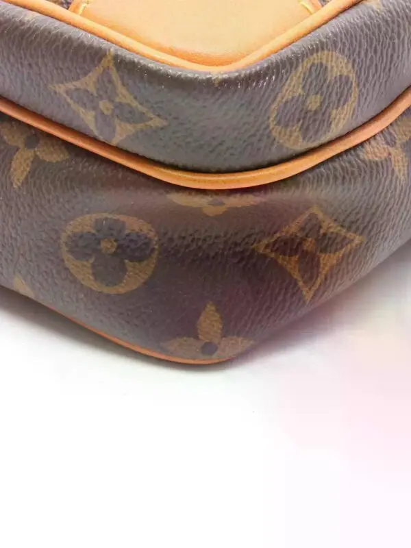 LOUIS VUITTON 1980-2015 Monogram Amazone Crossbody Bag