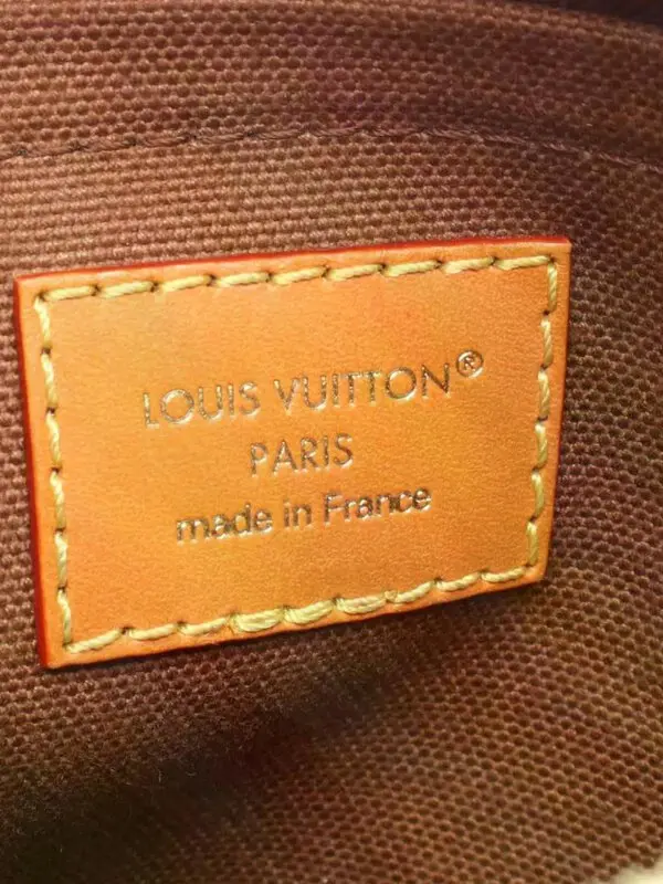 LOUIS VUITTON 1980-2015 Monogram Amazone Crossbody Bag