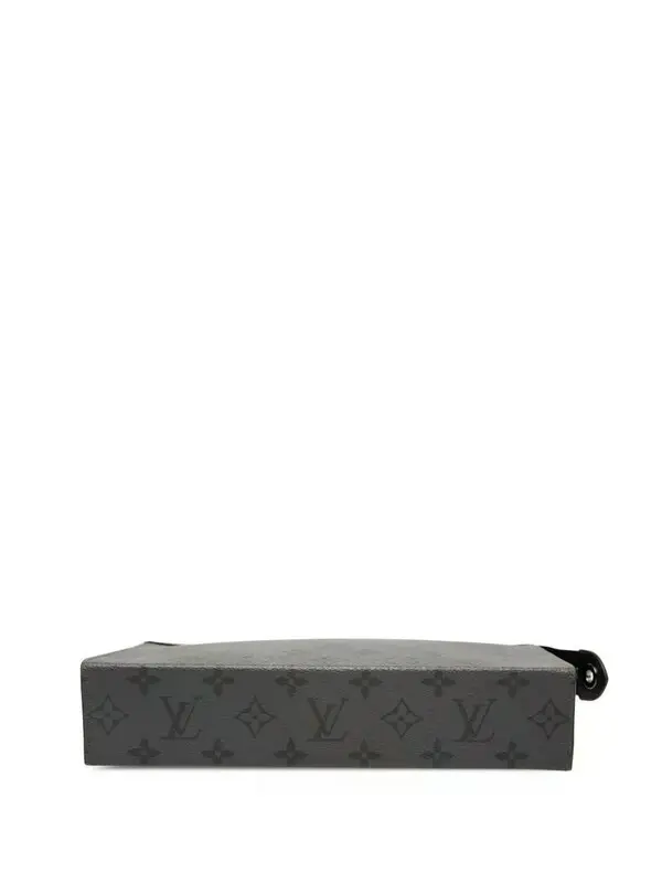 LOUIS VUITTON 2021-2026 Monogram Eclipse Reverse Pochette Voyage Mm Clutch Bag