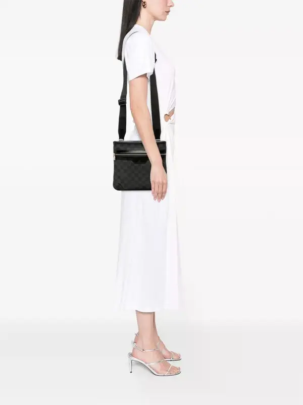 LOUIS VUITTON 2009 Damier Graphite Thomas Crossbody Bag