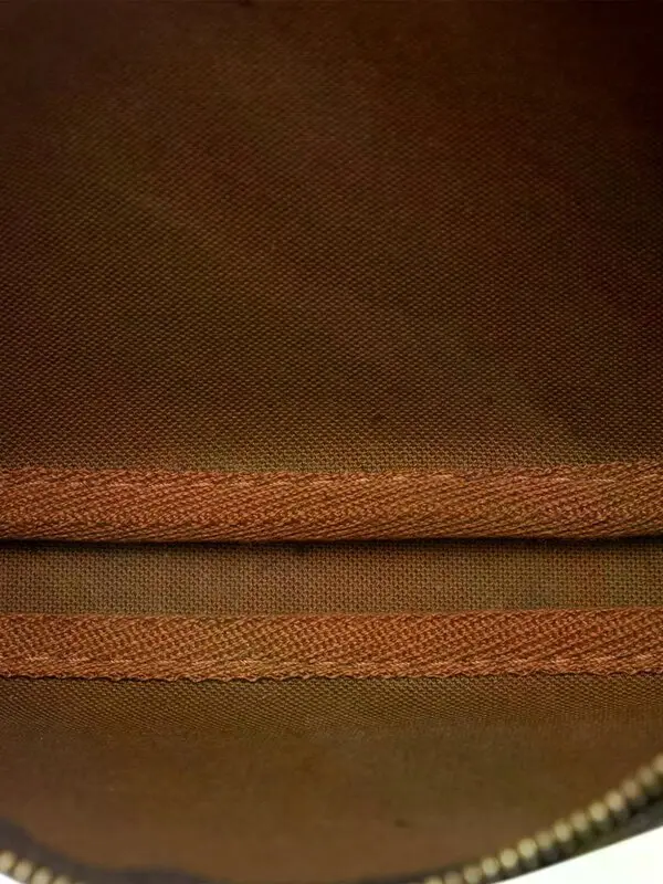 LOUIS VUITTON 1999 Monogram Pochette Accessoires Shoulder Bag