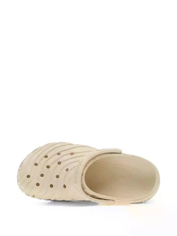CROCS Classic Erosion Clogs