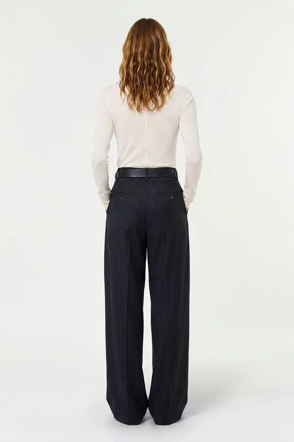 NICHOLAS Zadie Rollneck Sweater