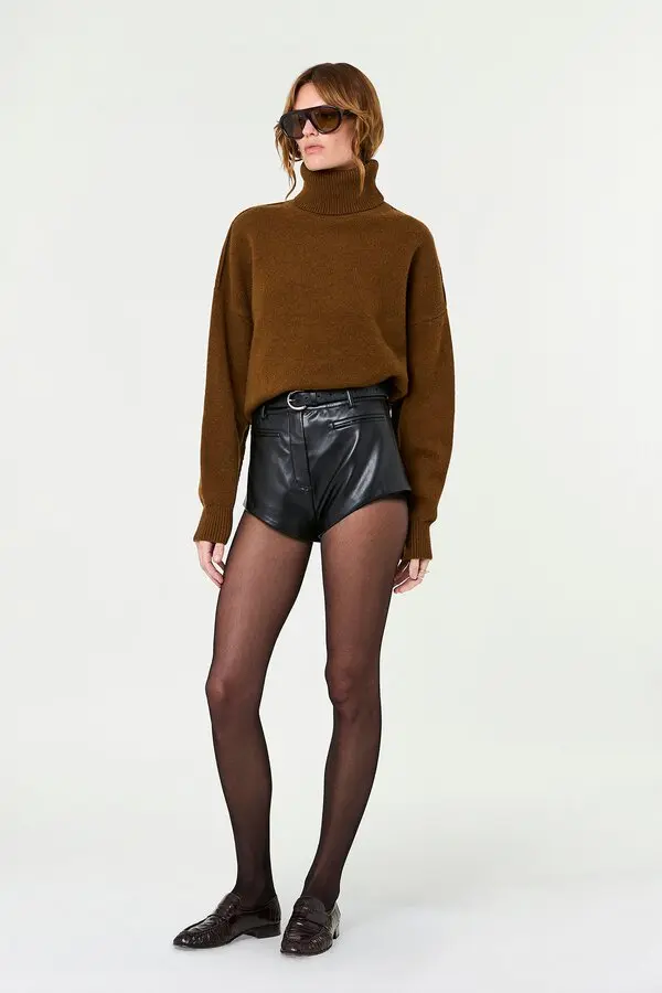 NICHOLAS Tala Short