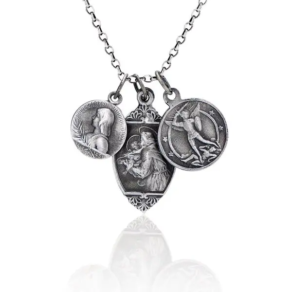 CARTOGRAPHY Grey / Silver Beastly Souls: Medallions For Animal Lovers - Grey/silver