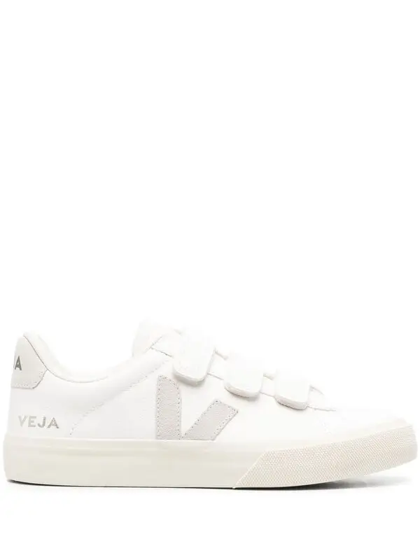 VEJA Recife Sneakers